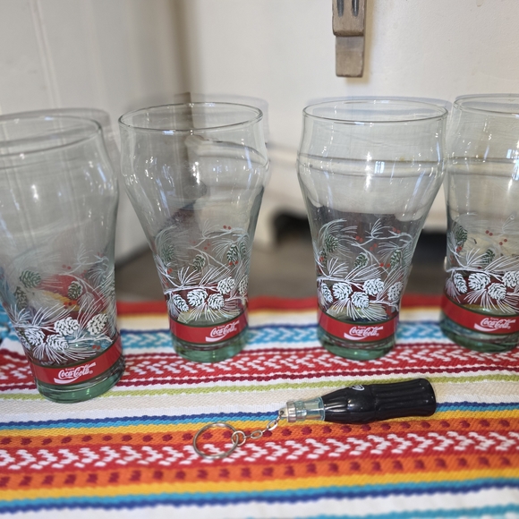 Coca Cola | Dining | Coca Cola Festive Pine Cone Glass Set | Poshmark